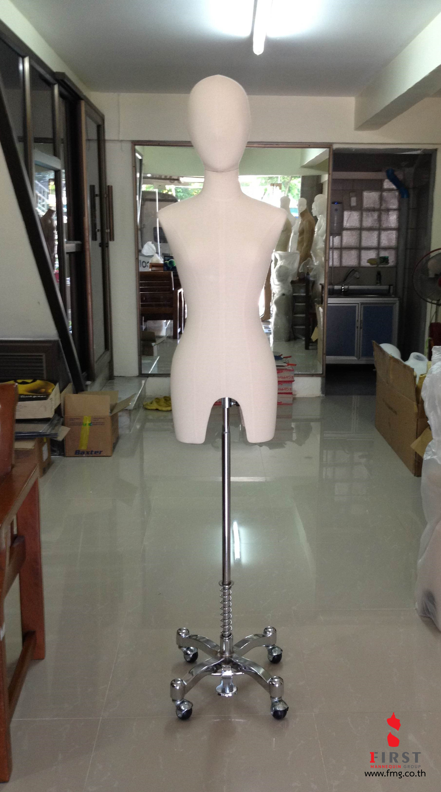 (หุ่นโชว์เสื้อผ้า แขนไม้) หุ่นหุ้มผ้า แขนไม้ ฝาไม้ FABRIC - BUST FORM - FMG